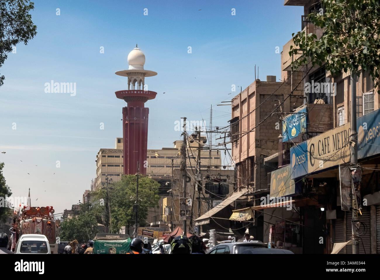 Memon Masjid Minar Kharadar M A Jinnah Road Karachi Pakistan Stock ...