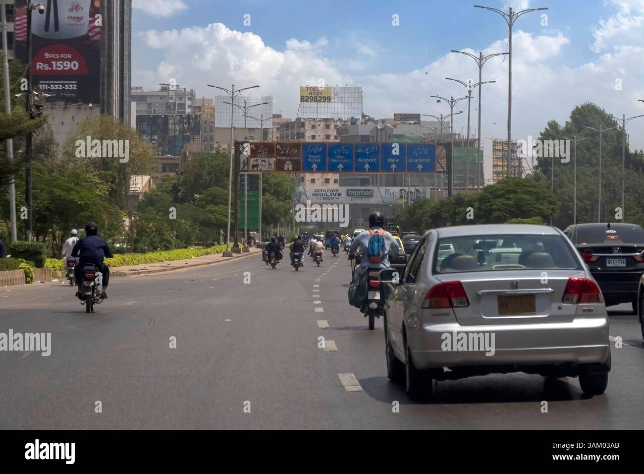 Karachi, Pakistan - April 04, 2025: Shahra e Faisal Road Karachi Roads and Traffic Stock Photo ...