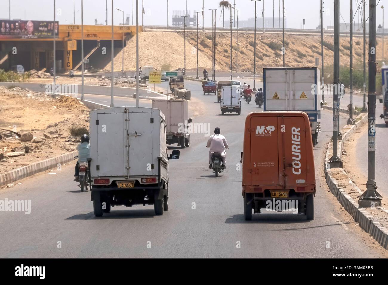 Korangi causeway bridge to Korangi industrial Area Karachi Stock Photo ...