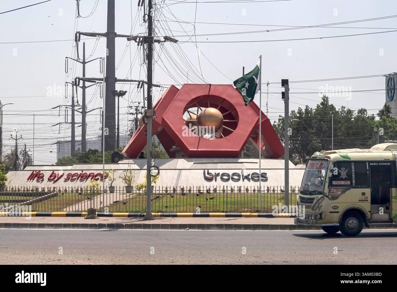 Brookes Chowrangi Roundabout - Korangi Industrial Area Karachi Stock ...