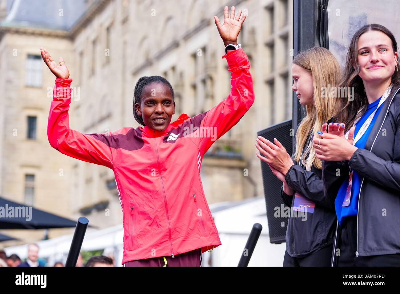 Rotterdam - 1st place winner (KEN) Jackline Cherono during the forty-fourth edition of the NN ...