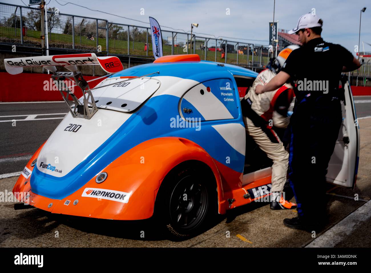 Fun Cup Endurance Race At Brands Hatch 12 April 2025 Stock Photo - Alamy
