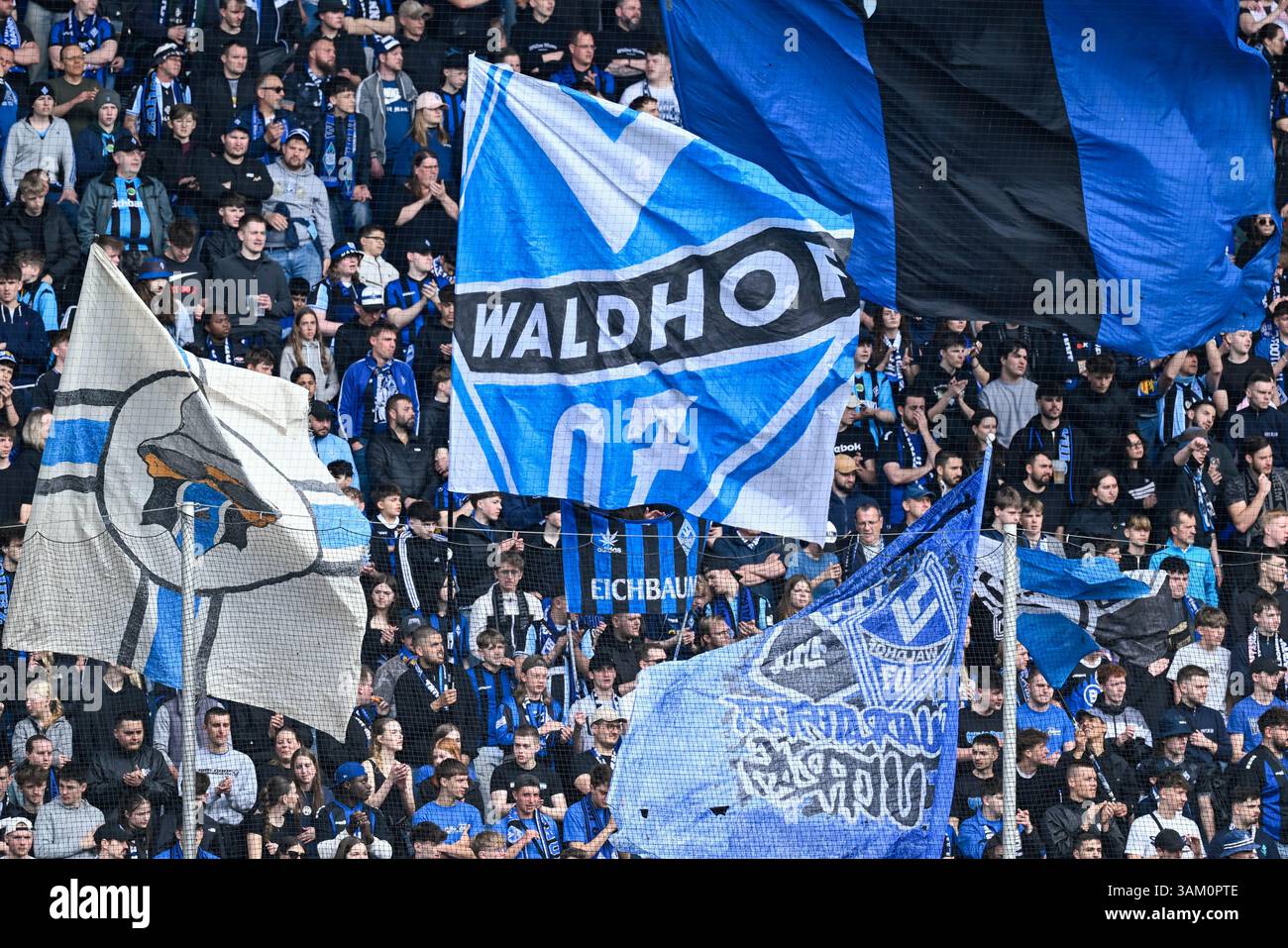Mannheim, Germany. 13th Apr, 2025. Soccer: 3rd division, SV Waldhof ...