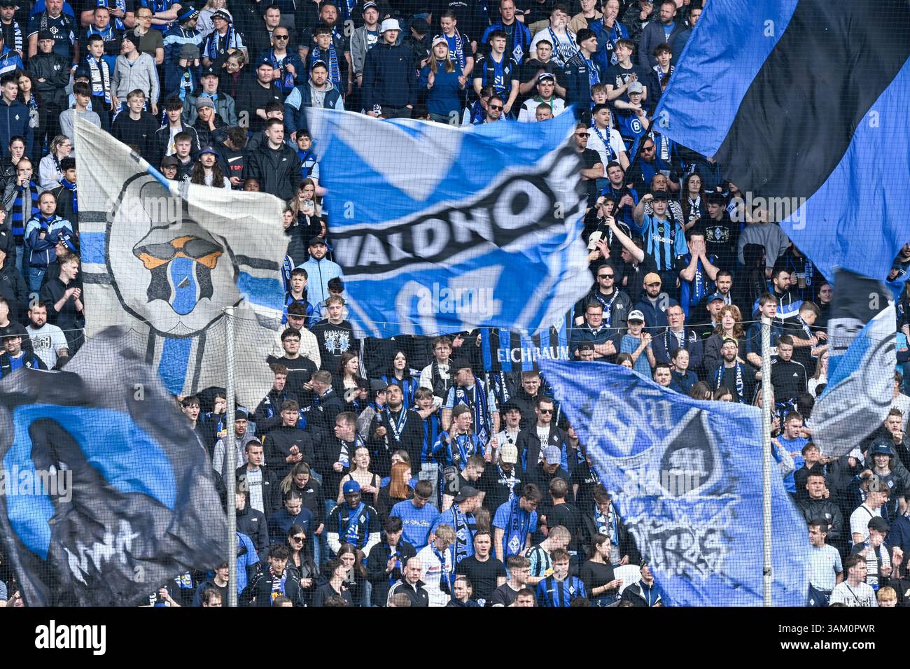 Mannheim, Germany. 13th Apr, 2025. Soccer: 3rd division, SV Waldhof ...