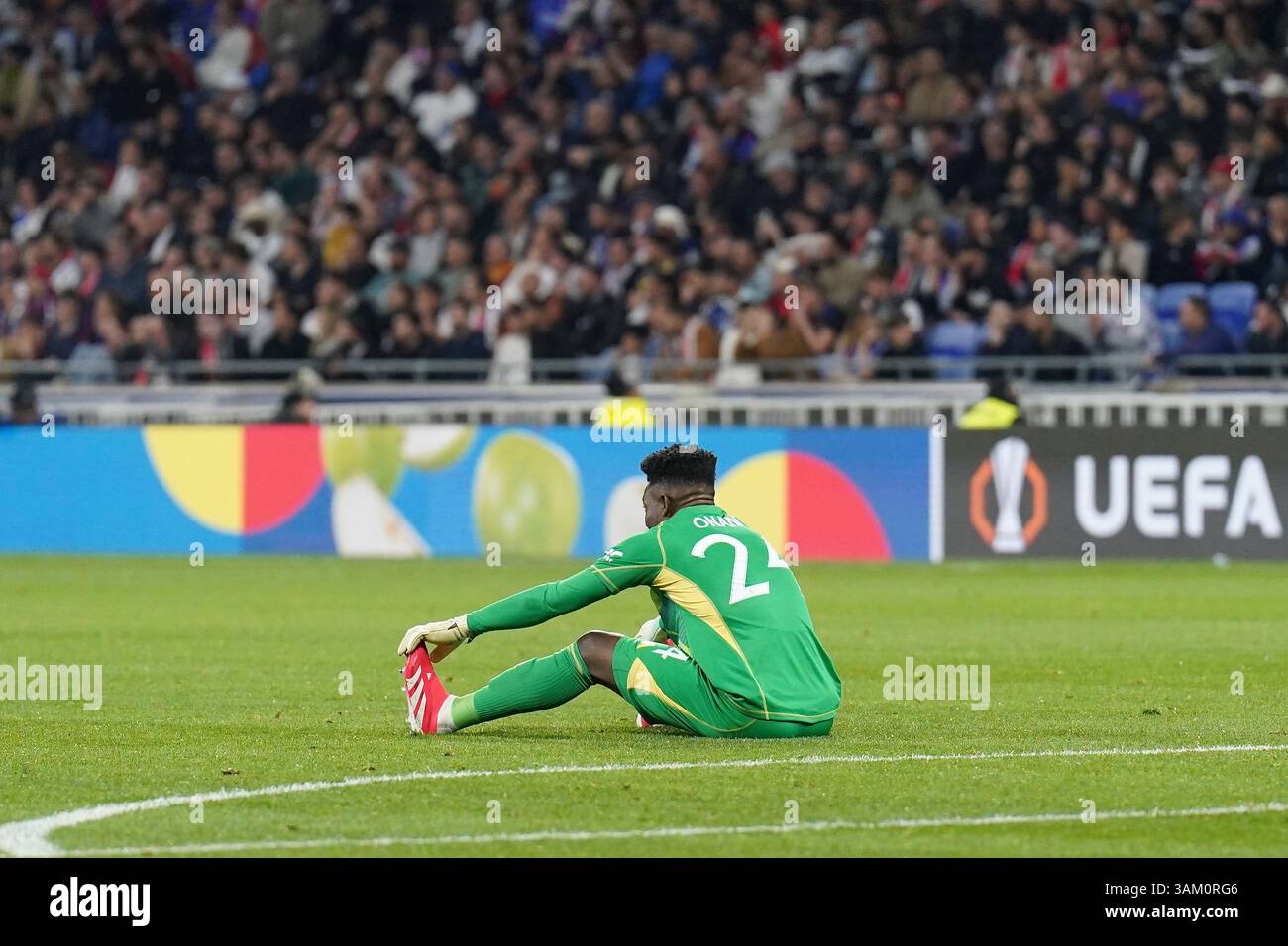 Lyon, France. 10th Apr, 2025. Manchester United goalkeeper Andre Onana ...