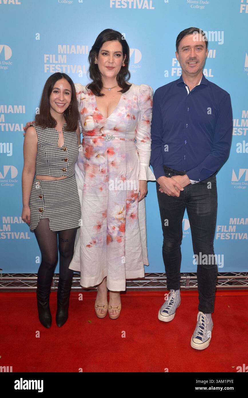 MIAMI, FLORIDA - APRIL 12: Lauren Cohen, actress Melanie Lynskey and ...