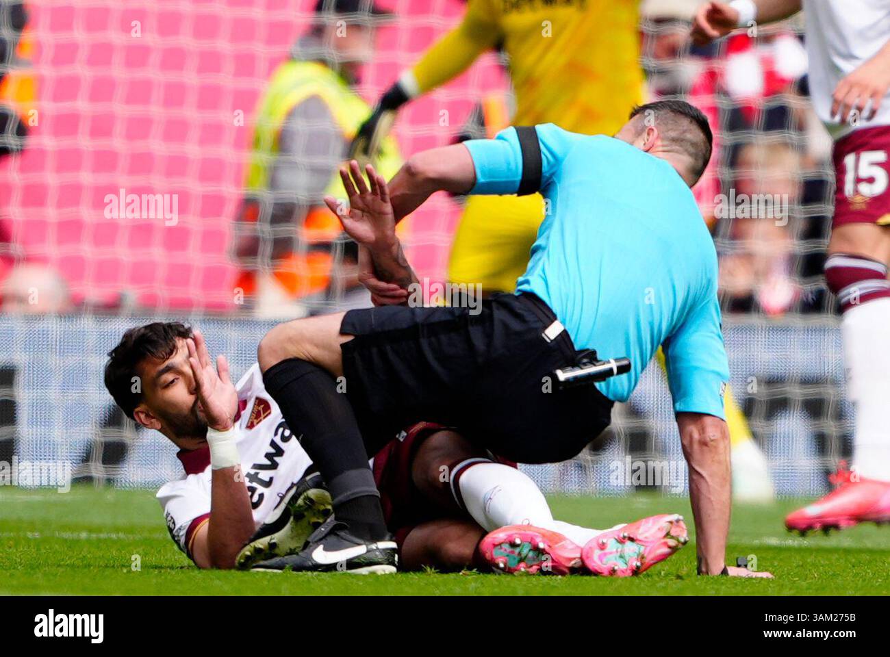 West ham liverpool 2025 13 april hi-res stock photography and images ...