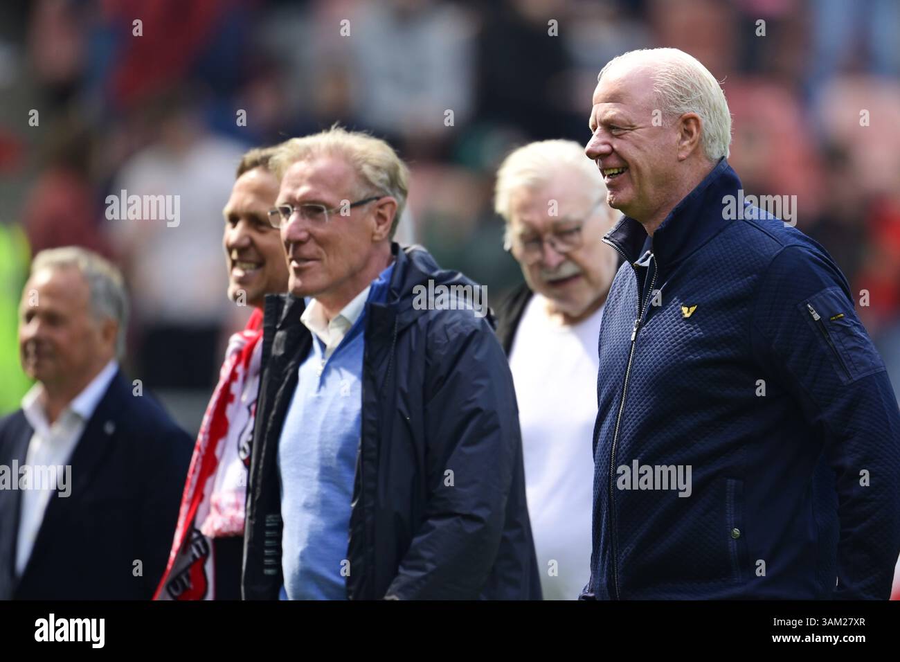 UTRECHT - John van Loen, hans van Breukelen. Former FC Utrecht players ...