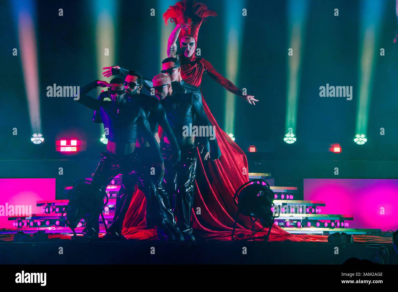 Jennifer lopez tour 2025 hi-res stock photography and images - Alamy