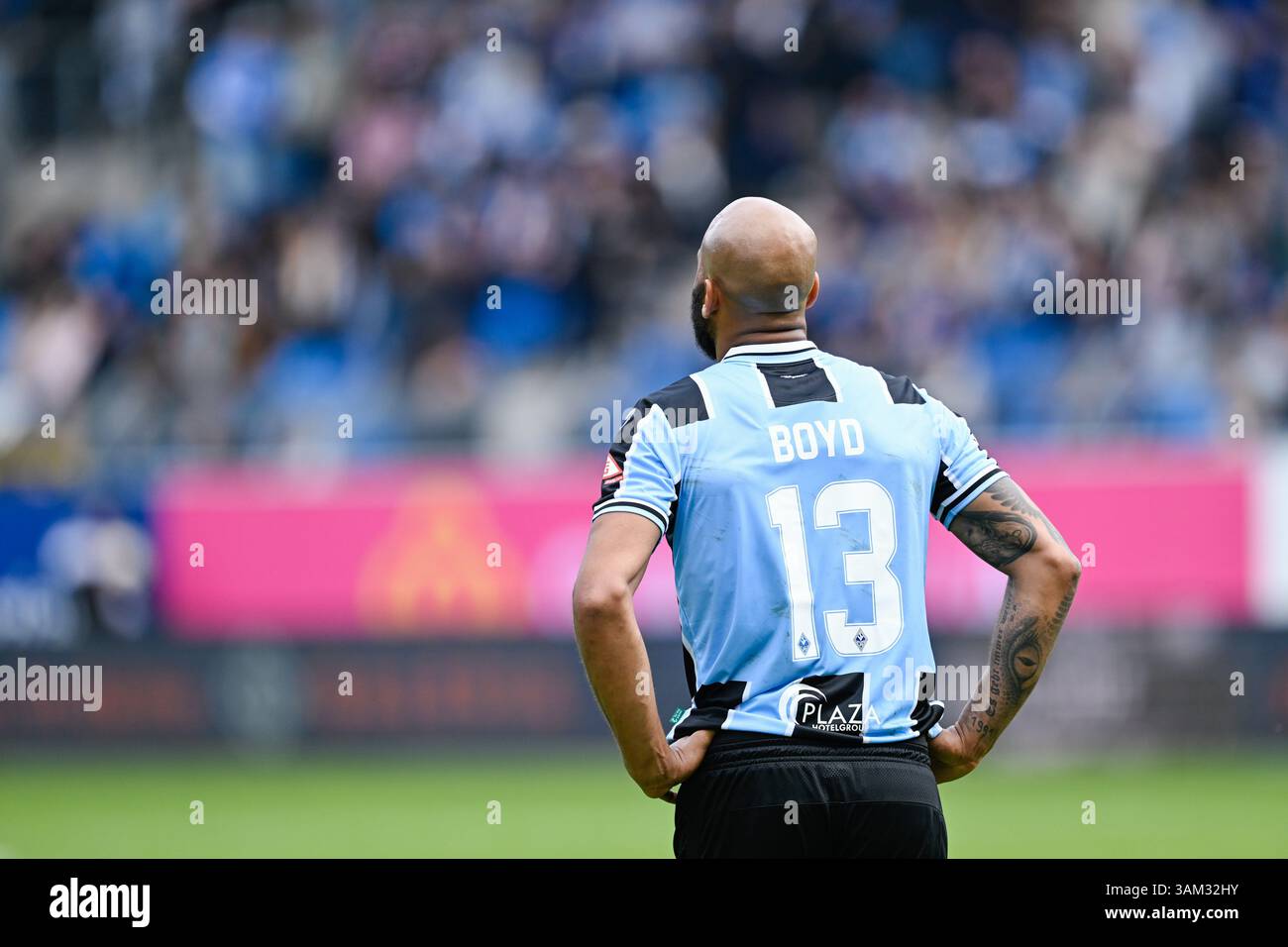 13 April 2025, Baden-Württemberg, Mannheim: Soccer: 3rd division, SV ...