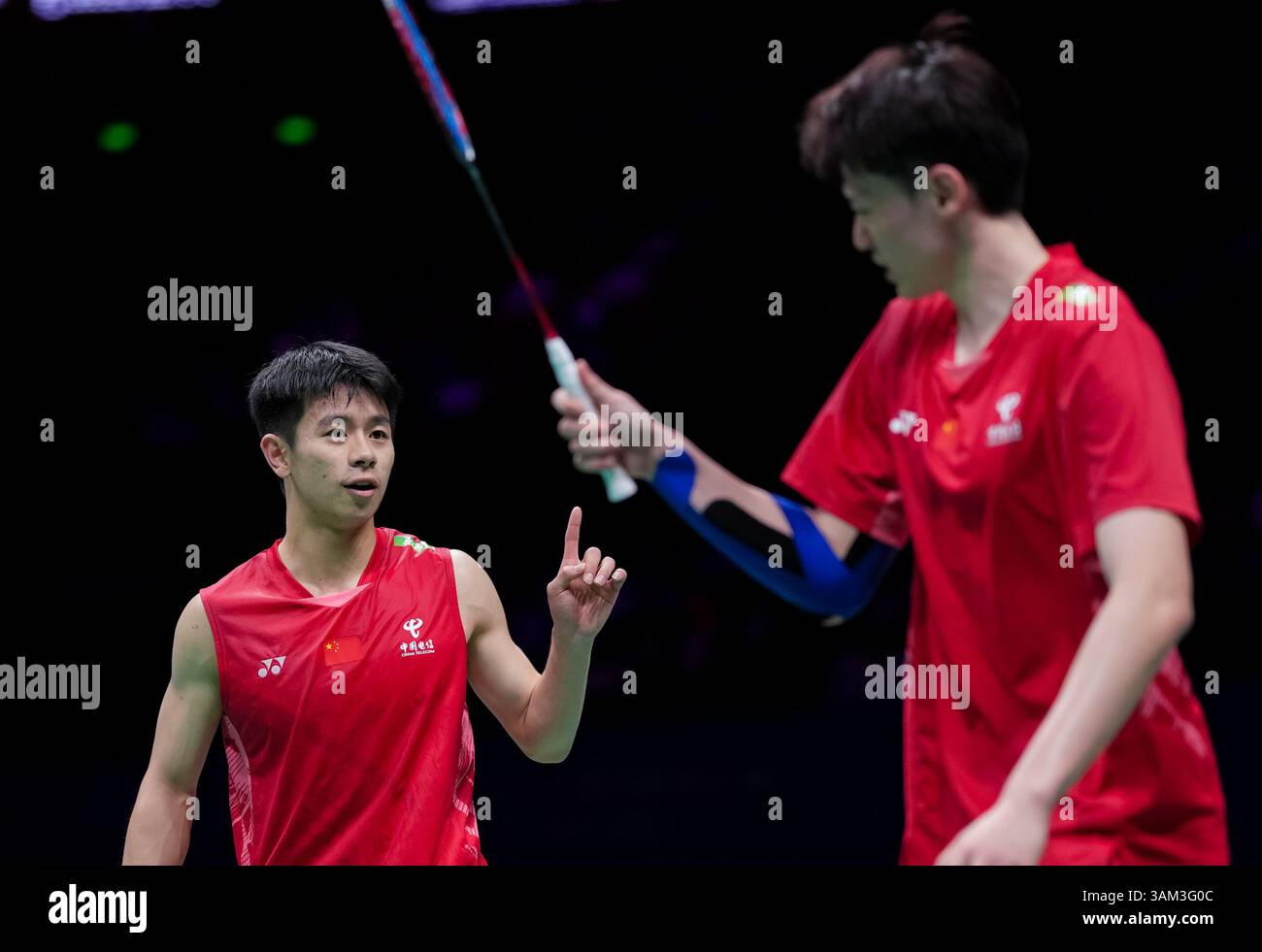 (250413) -- NINGBO, April 13, 2025 (Xinhua) -- Chen Boyang/Liu Yi (L ...