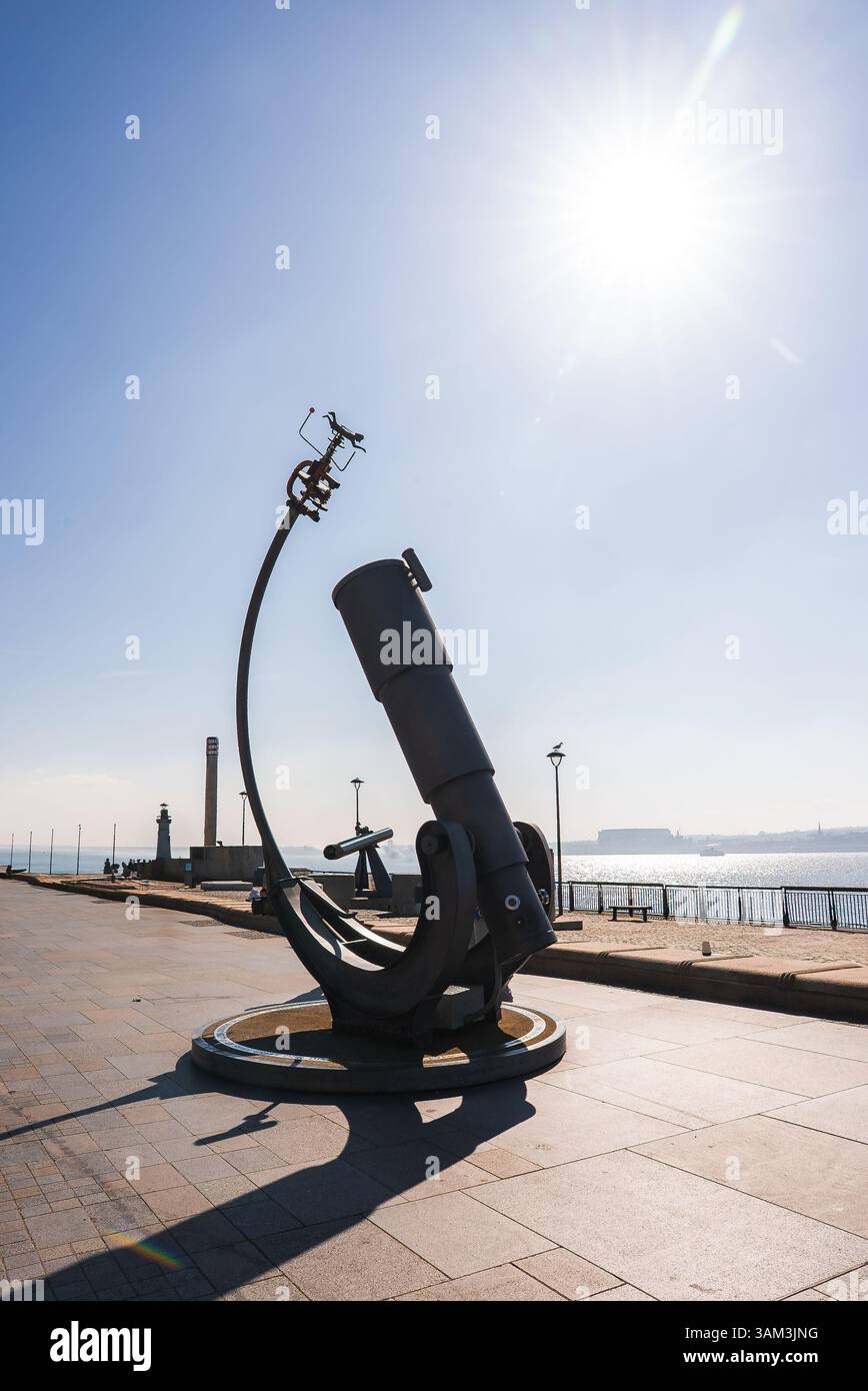 Sculpture on Waterfront Promenade with River Mersey in Liverpool Stock ...