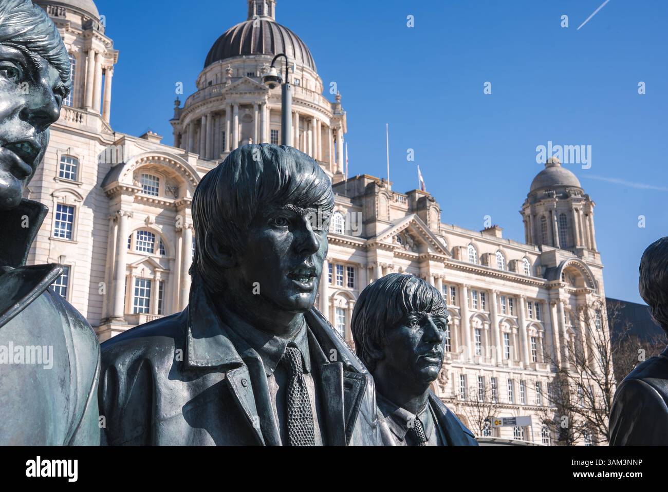 The Beatles Statue with Port of Liverpool Building in Background Stock ...
