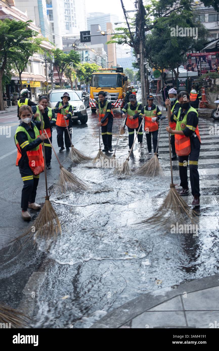 Surawong street hi-res stock photography and images - Alamy