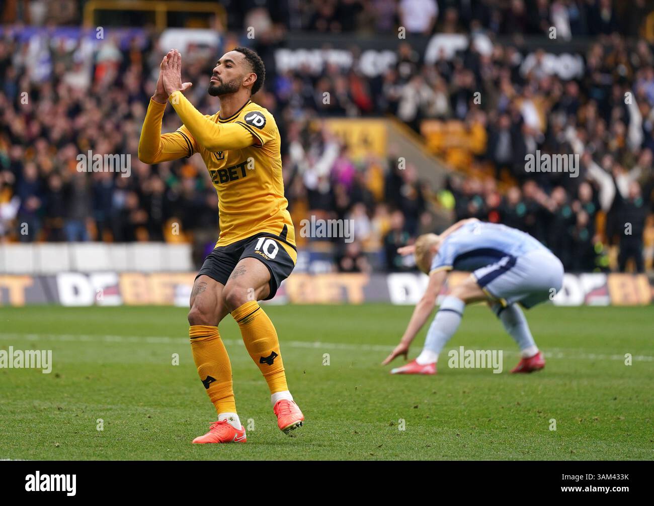 Wolverhampton Wanderers' Matheus Cunha celebrates scoring their side's ...
