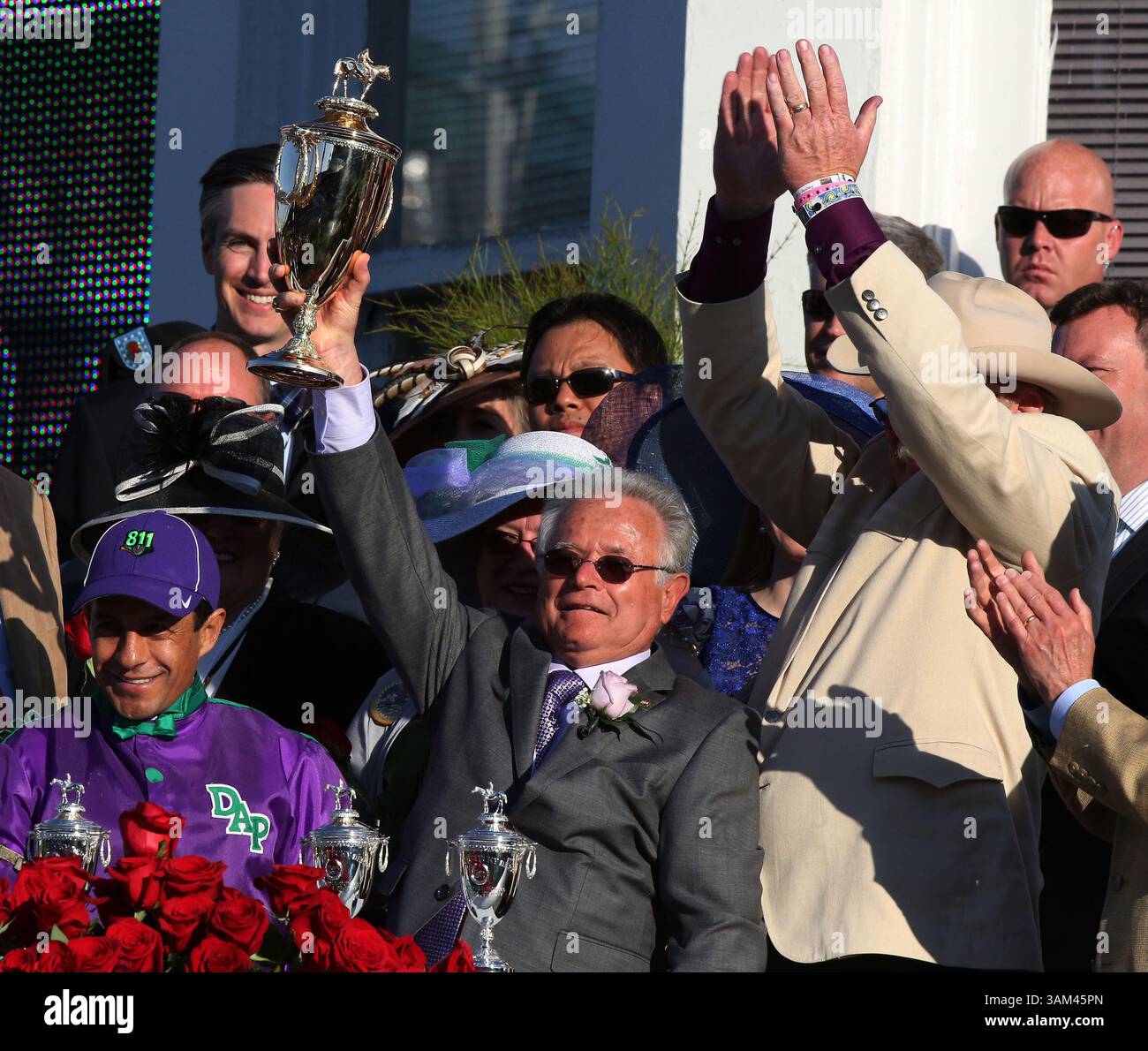 Kentucky derby winner trophy hi-res stock photography and images - Alamy