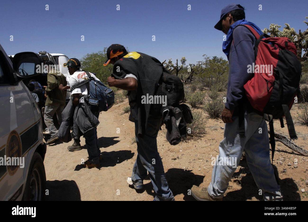 May 1, 2004 - U.S. - KRT US NEWS STORY SLUGGED: USMEXICO-BORDER KRT ...