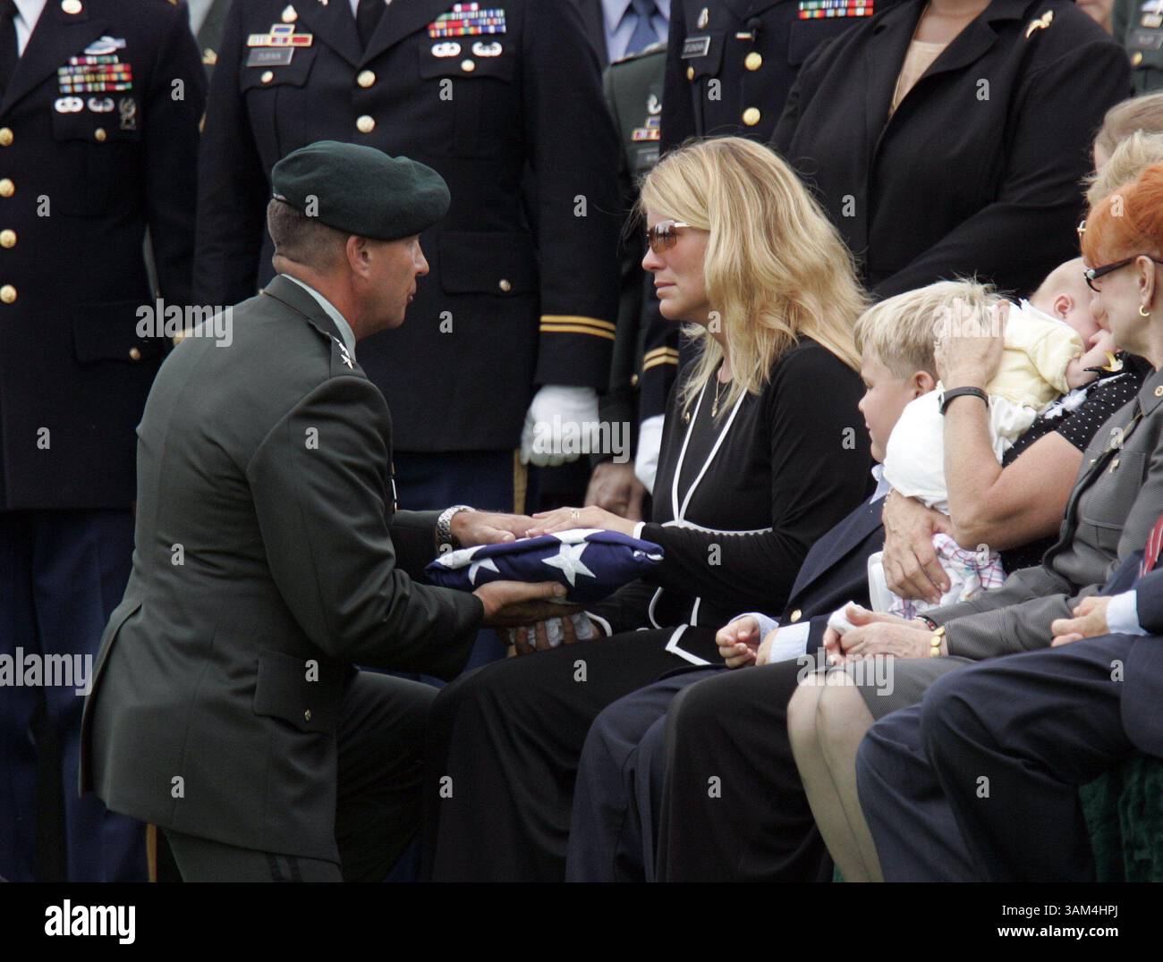 July 13, 2004 - U.S. - KRT STAND ALONE US NEWS PHOTO SLUGGED ...
