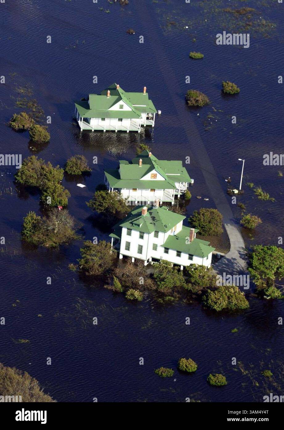 Sept. 17, 2004 - U.S. - KRT US NEWS STORY SLUGGED: WEA-IVAN KRT PHOTO ...