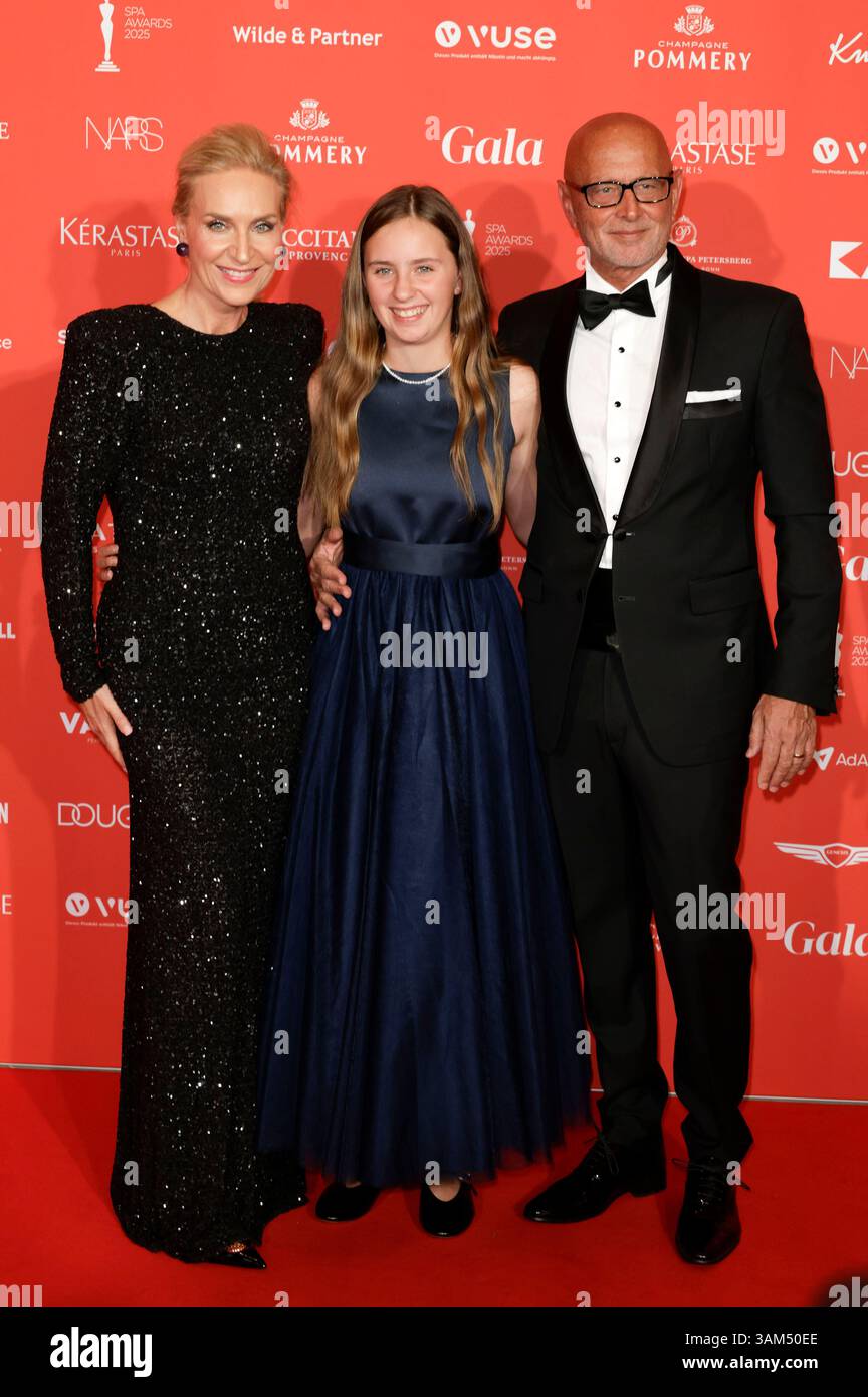 Susanne von Schmiedeberg, Gast und Sherko von Schmiedeberg bei der 28 ...