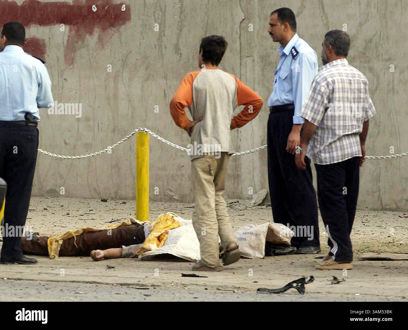 Oct. 25, 2004 - U.S. - FOR USE WITH RELATED WORLD NEWS STORIES RELATED ...