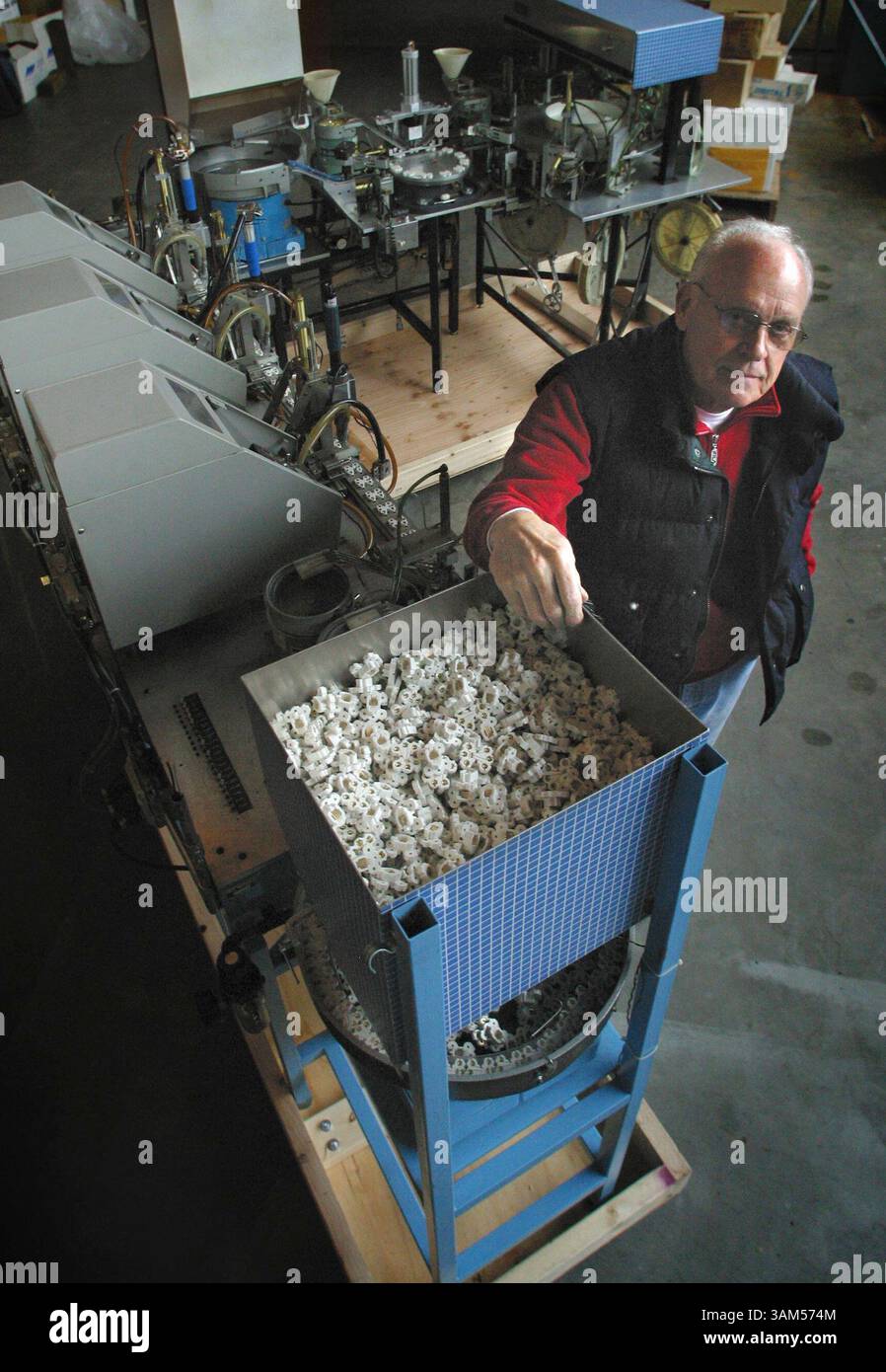 March 4, 2004 - U.S. - NO MAGS, NO SALES -- KRT US NEWS STORY SLUGGED ...