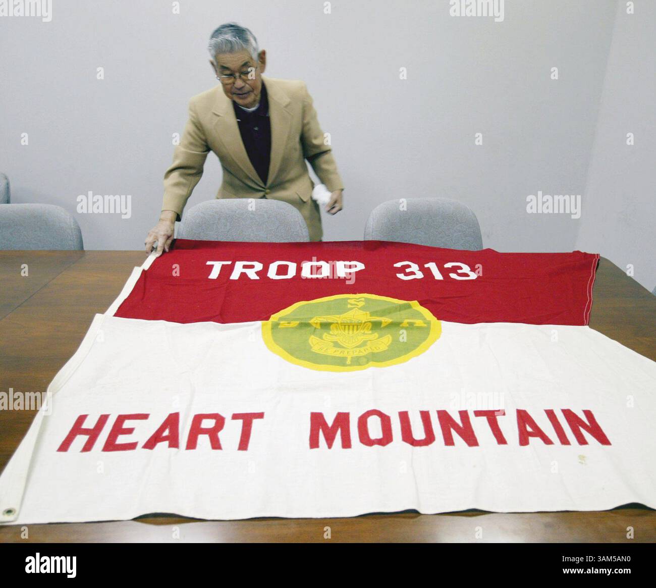 Jan. 4, 2005 - U.S. - KRT LIFESTYLE STORY SLUGGED: NEWVOICES-SCOUTS KRT ...