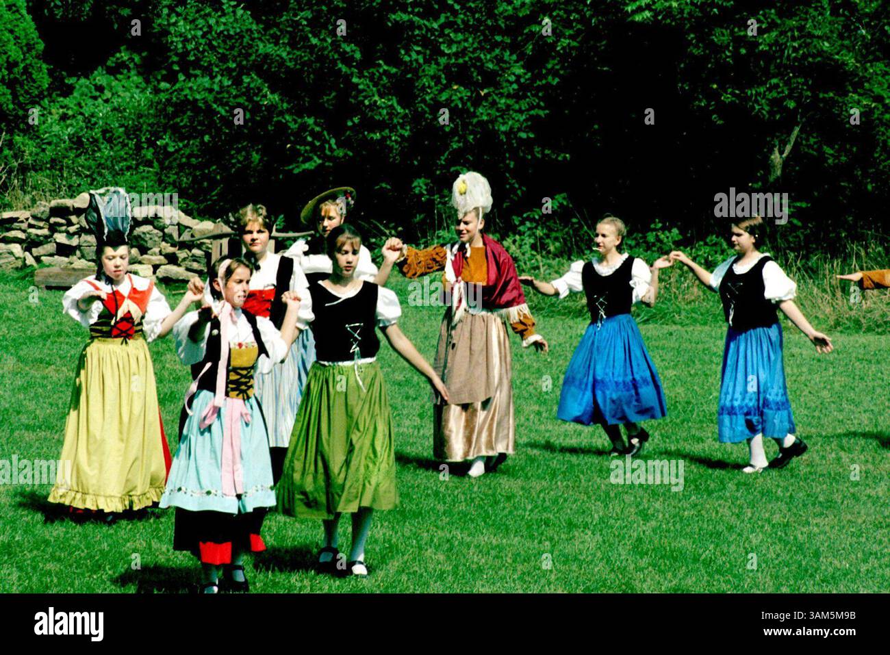 March 22, 2005 - U.S. - KRT TRAVEL STORY SLUGGED: UST-HERITAGE-SWISS ...