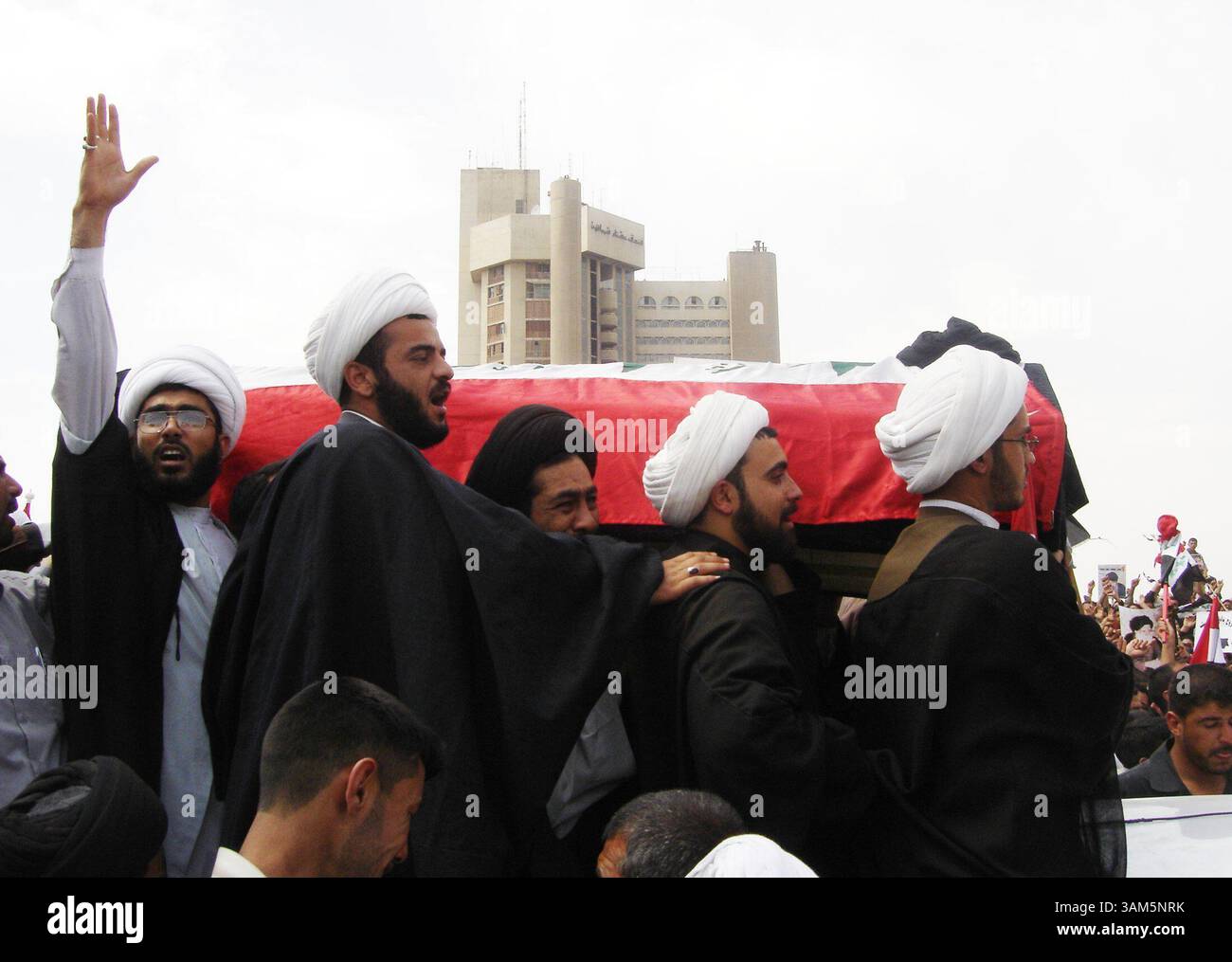 Iraqi pullout hi-res stock photography and images - Alamy