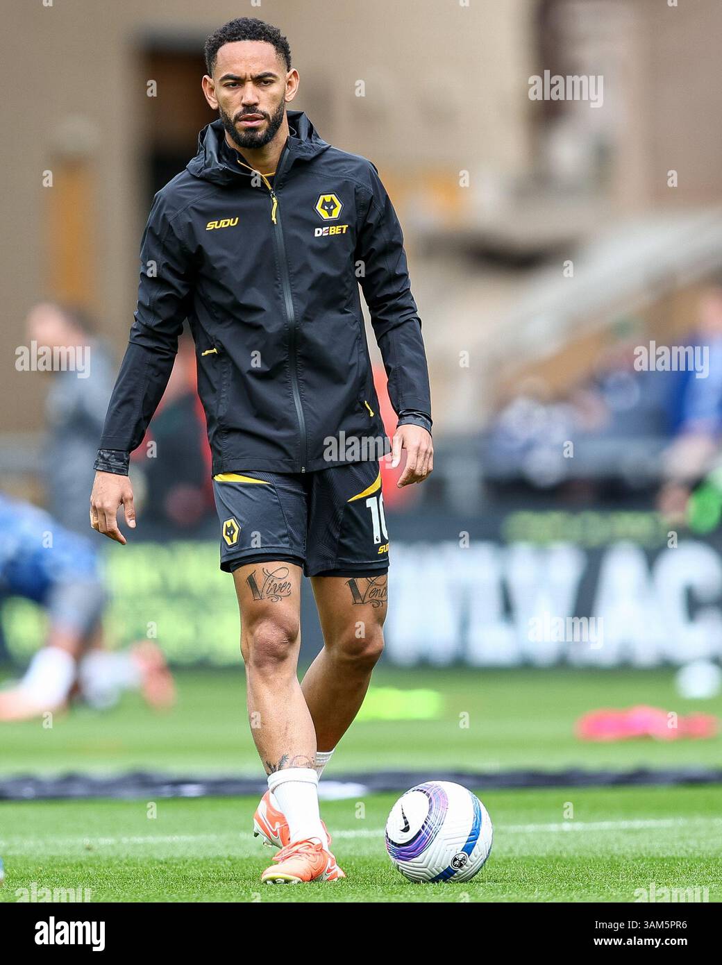 #10, Matheus Cunha of Wolverhampton Wanderers at warm up during the ...