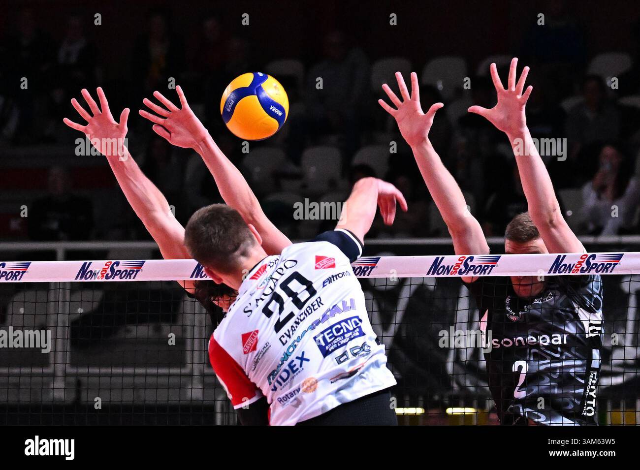 CVANCIGER Gabrijel ( Yuasa Battery Grottazzolina ) during the match ...