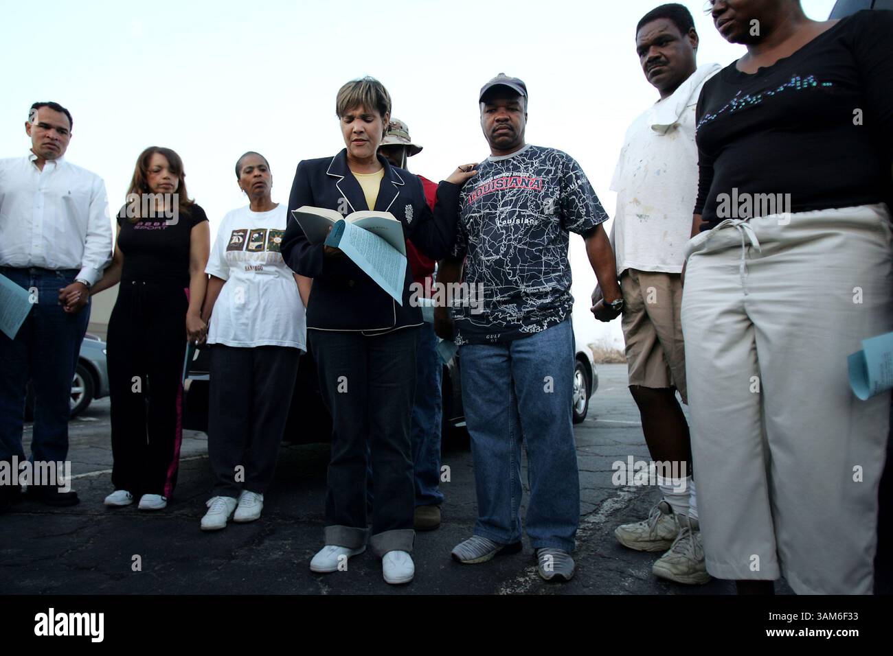 Sept. 30, 2005 - U.S. - KRT US NEWS STORY SLUGGED: WEA-STORMS-RAID KRT ...