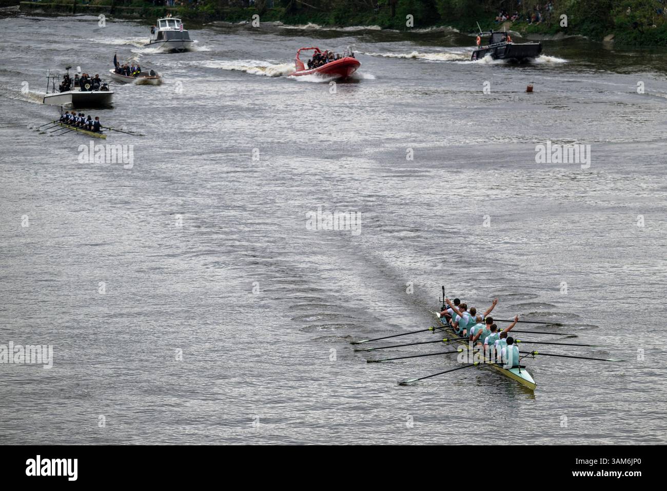 London, UK. 13 April 2025. Cambridge wins the 170th Men's Boat Race ...