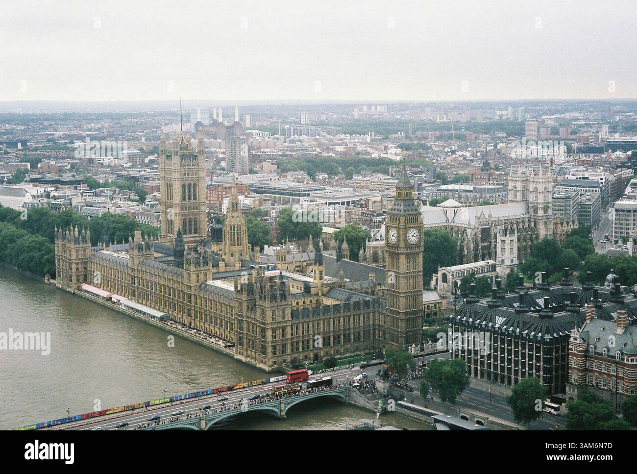 Sept. 18, 2005 - U.S. - KRT TRAVEL STORY SLUGGED: WLT-LONDON-LAYOVER ...