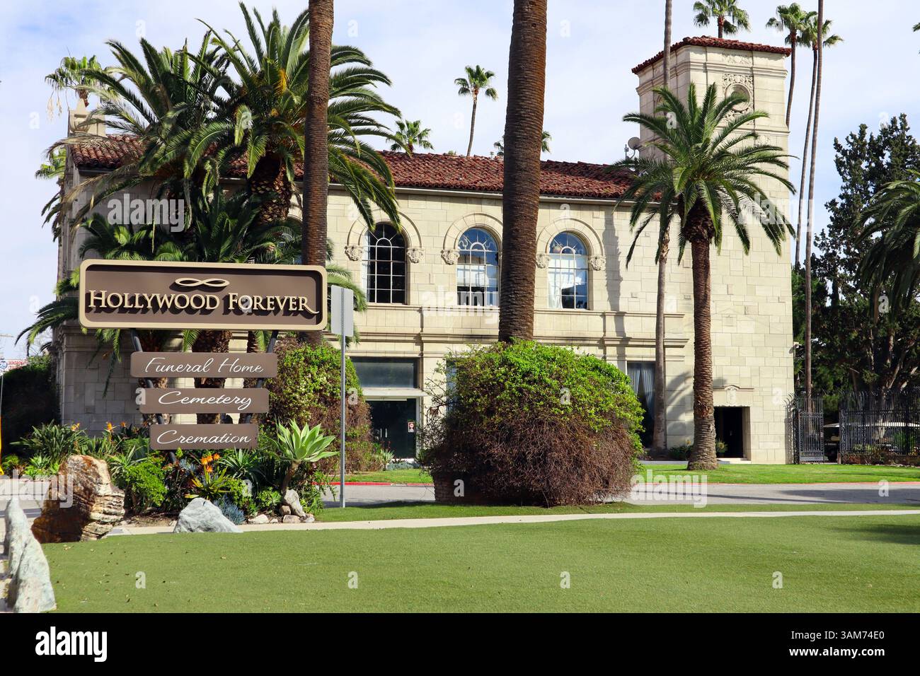Hollywood Forever Cemetery, the final resting place of Hollywood ...