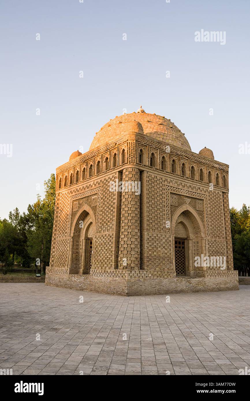 Mausoleum of Ismail Samani in Bukhara city, Uzbekistan Stock Photo - Alamy