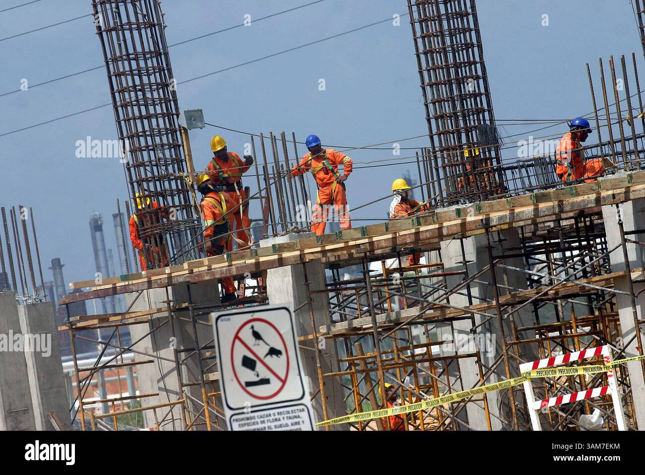 Pemex oil field hi-res stock photography and images - Alamy