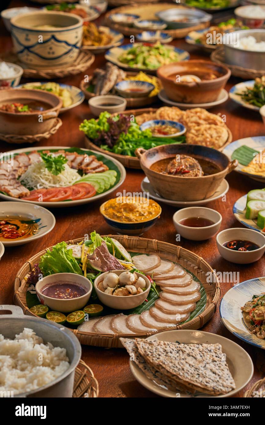 Vietnamese food traditional in large table Stock Photo - Alamy