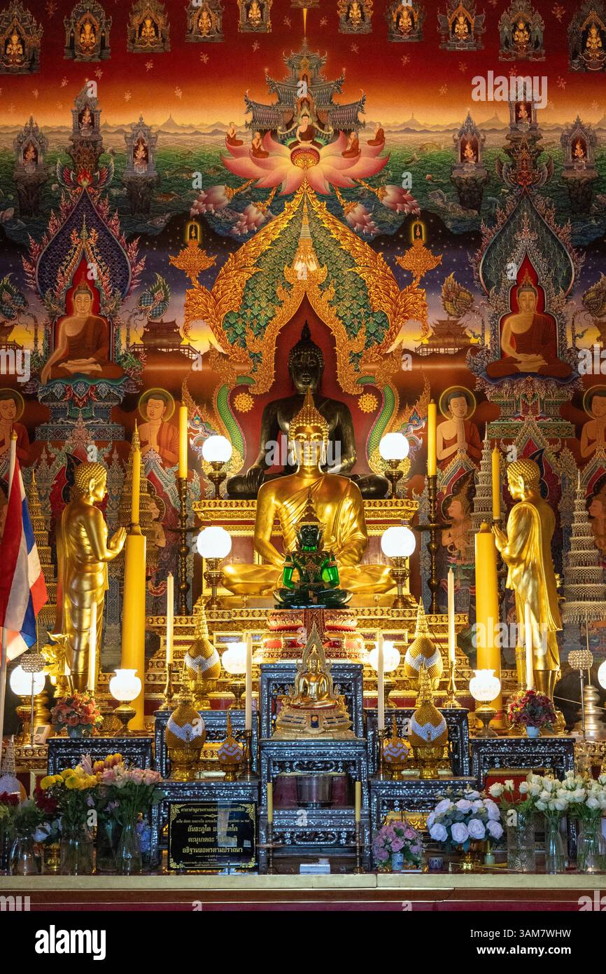 Buddha statue inside the Ordination Hall of Buddhapadipa Temple with ...