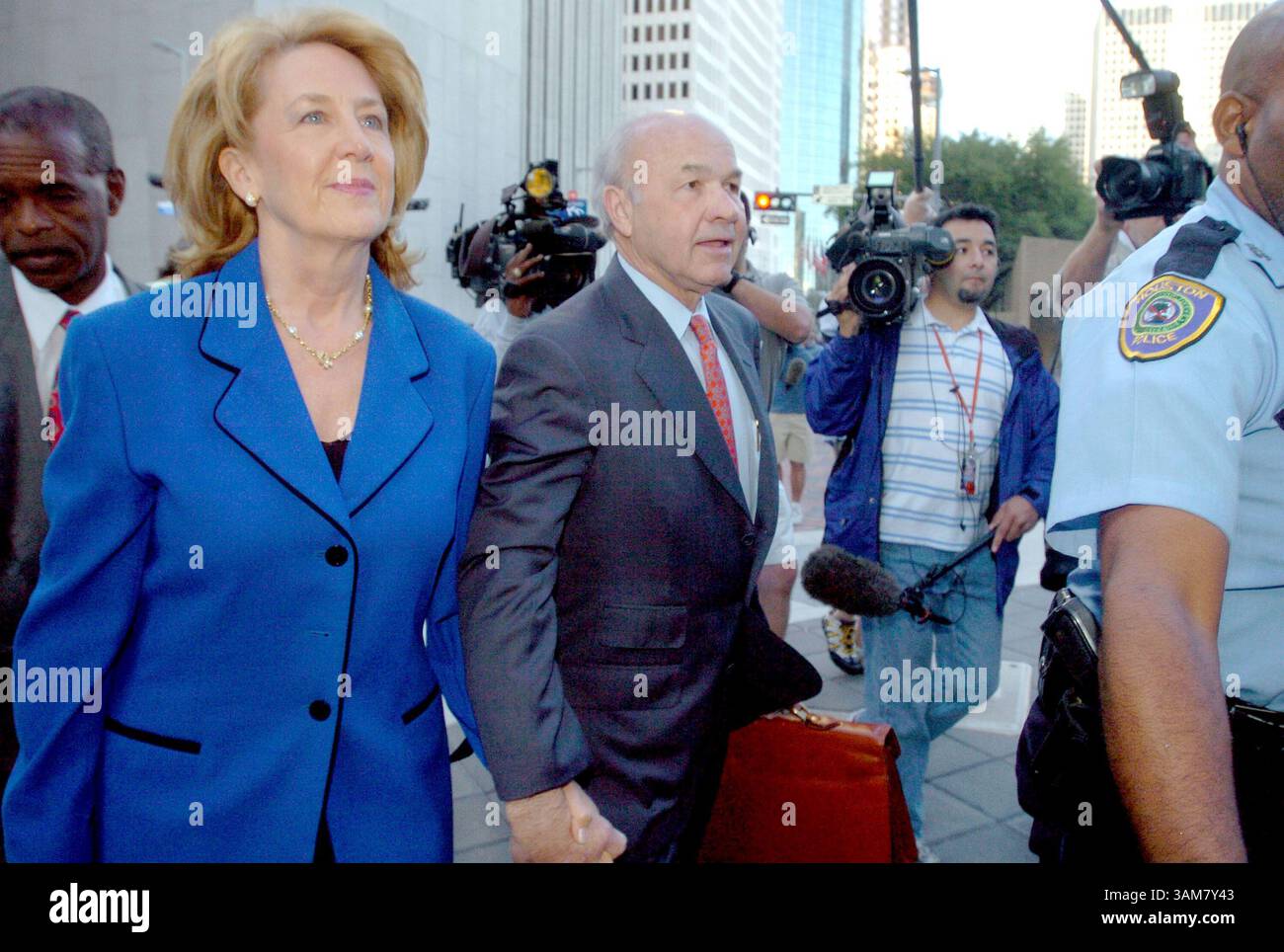 Bob casey united states courthouse hi-res stock photography and images ...