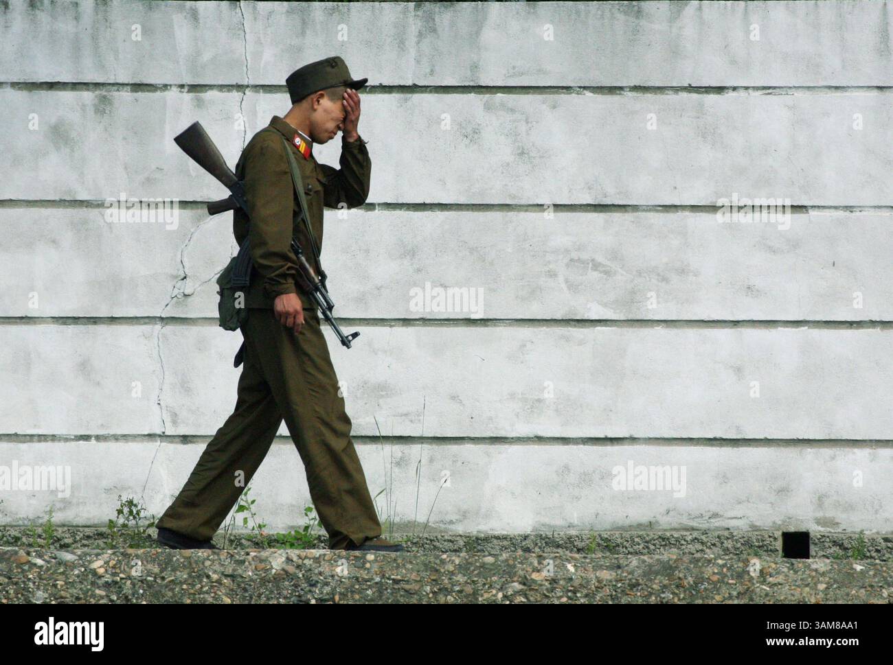 North korean soldier walks hi-res stock photography and images - Alamy