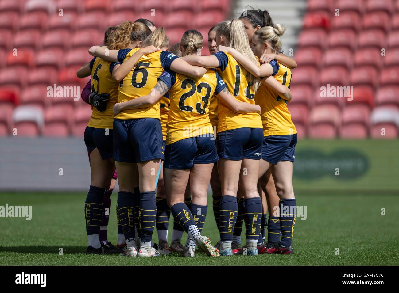 Doncaster Rovers Belle's huddle proior to kick off during the FA Women ...
