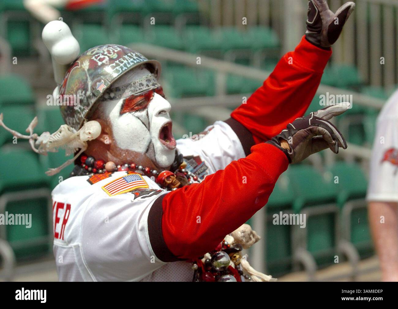 Aug. 1, 2006 - U.S. - Mike Parisi, who calls himself the ''Bone Shaker ...
