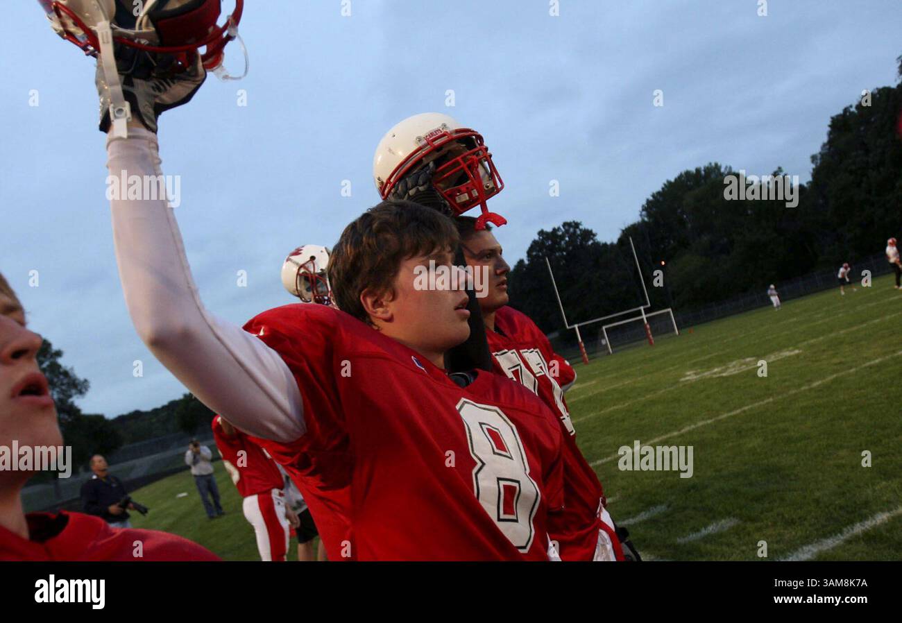 Sept. 13, 2006 - U.S. - Peter Schoettler, 17, a member of the Mankato ...