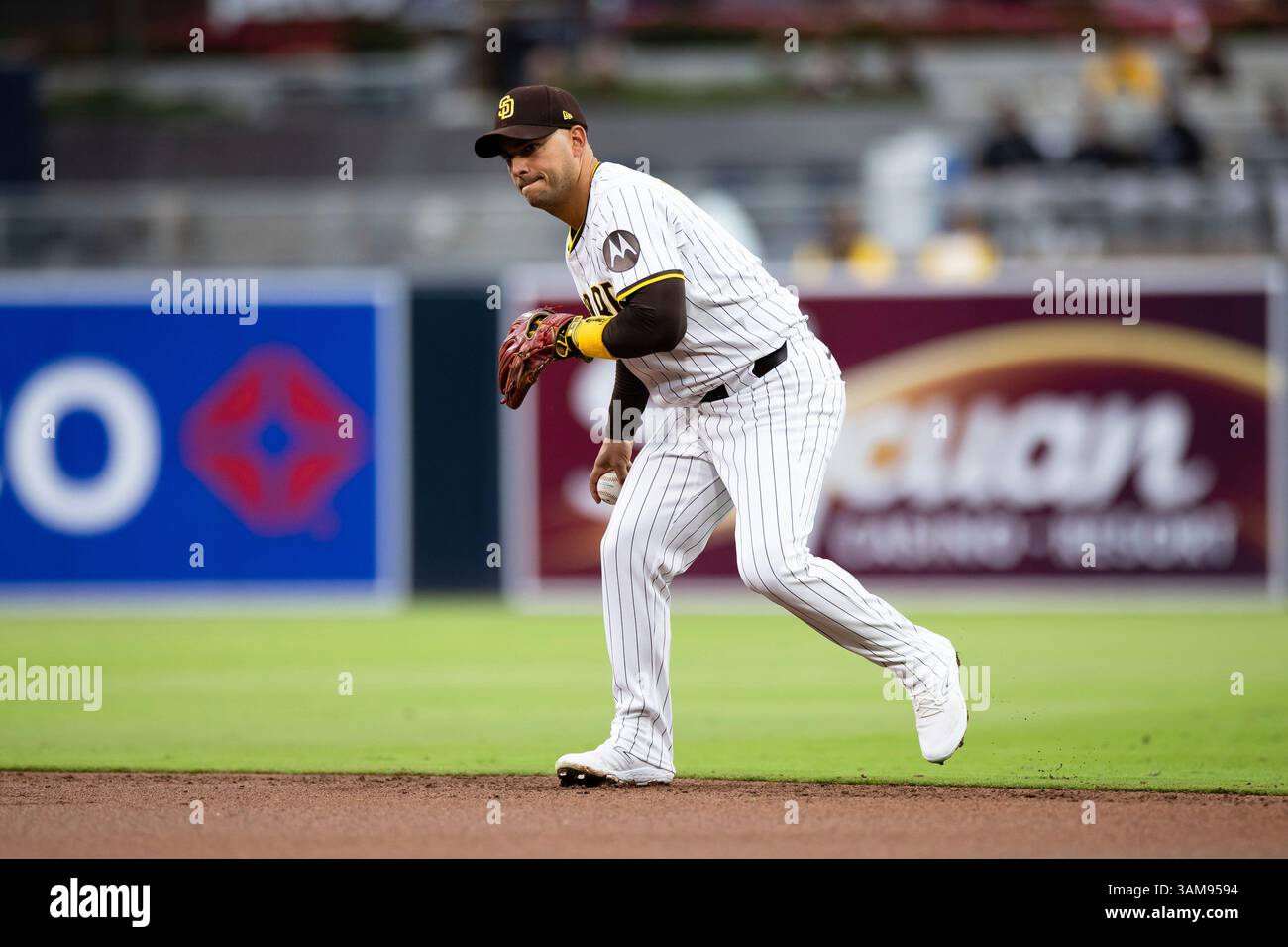 San Diego Padres second baseman Jose Iglesias prepares to throw to ...