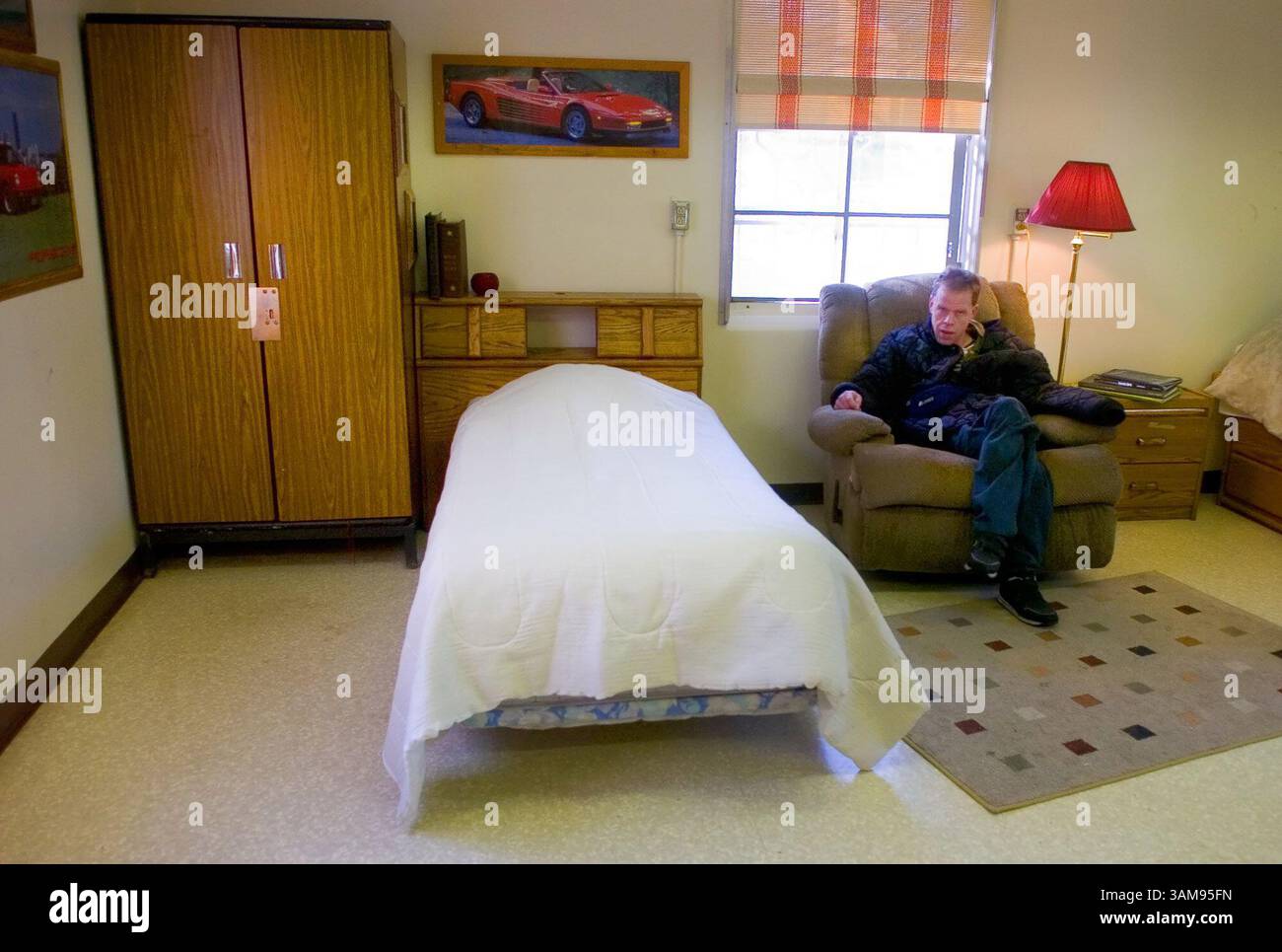 Jan. 4, 2007 - U.S. - Steven Biggs, who is severely autistic, sits in ...