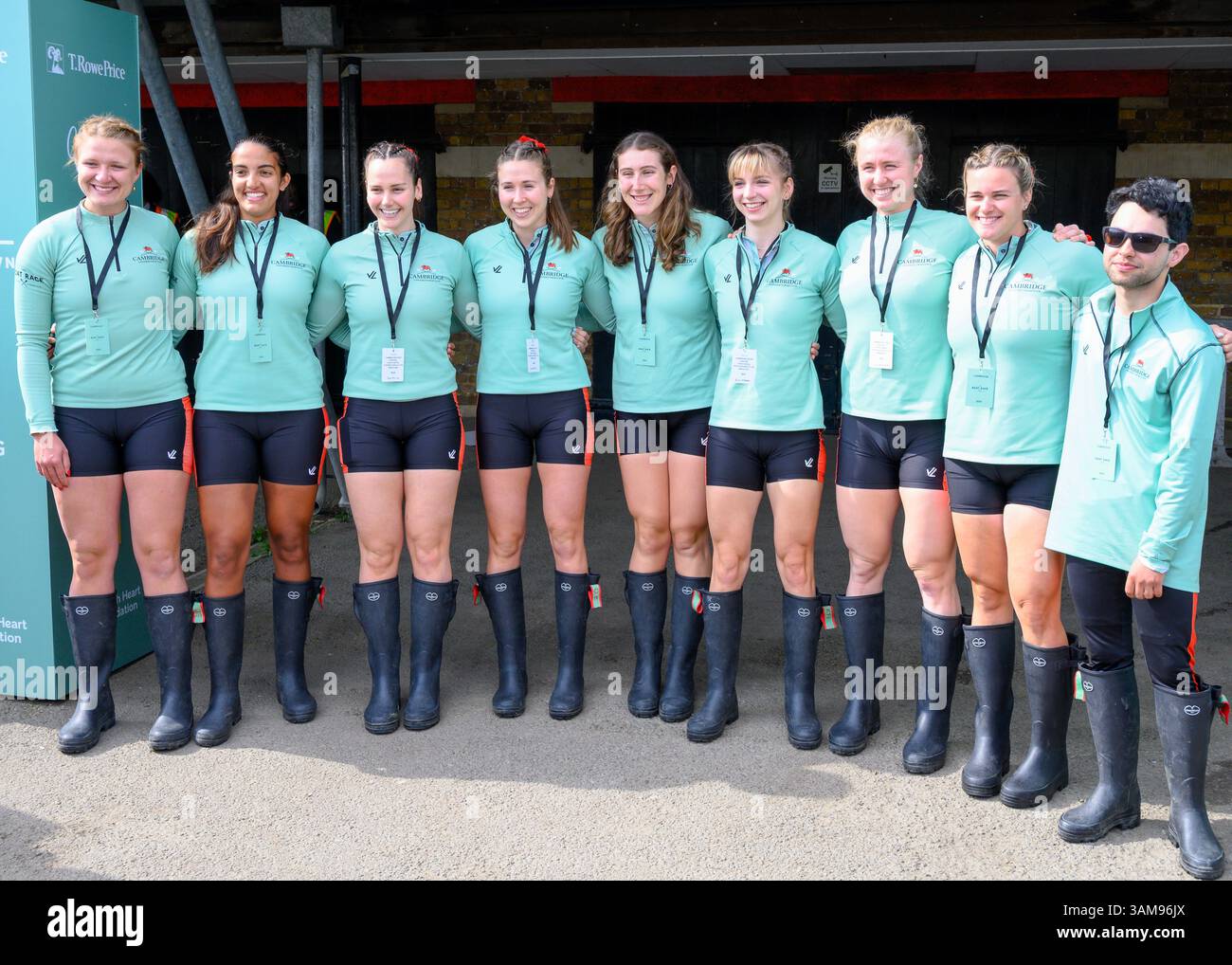 London, UK. 13 Apr 2025, London, UK. The Cambridge women's crew posing ...