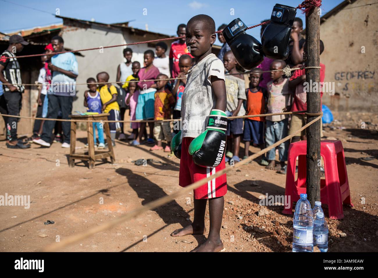 Boxing in Katanga slum, Kampala, Uganda, Africa Stock Photo - Alamy