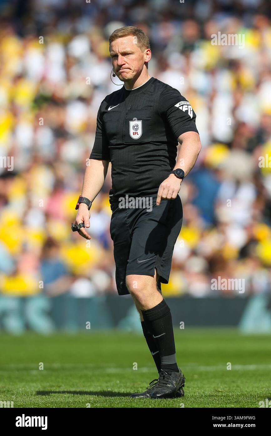 Leeds, UK. 12th Apr, 2025. Referee John Busby during the Leeds United ...