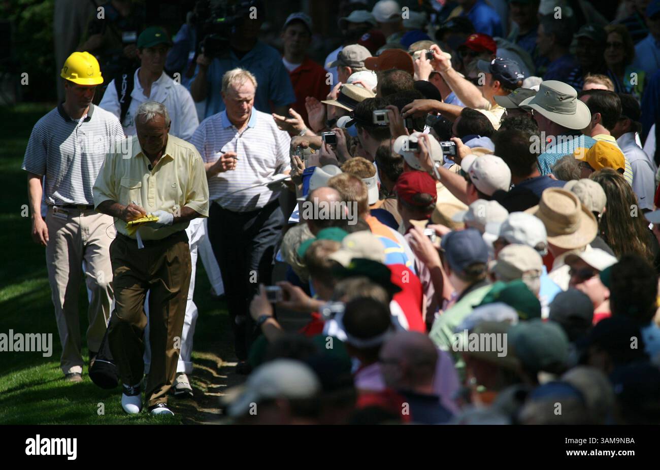 Augusta national golf club sign hi-res stock photography and images - Alamy